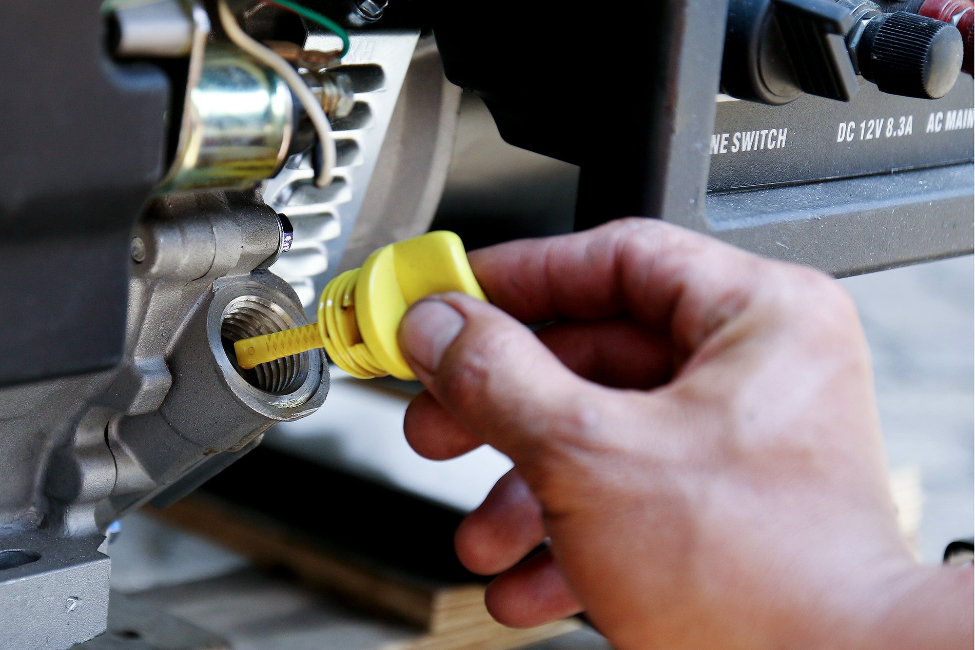 Tips Menjaga Kualitas Oli Pada Genset – ORIENT